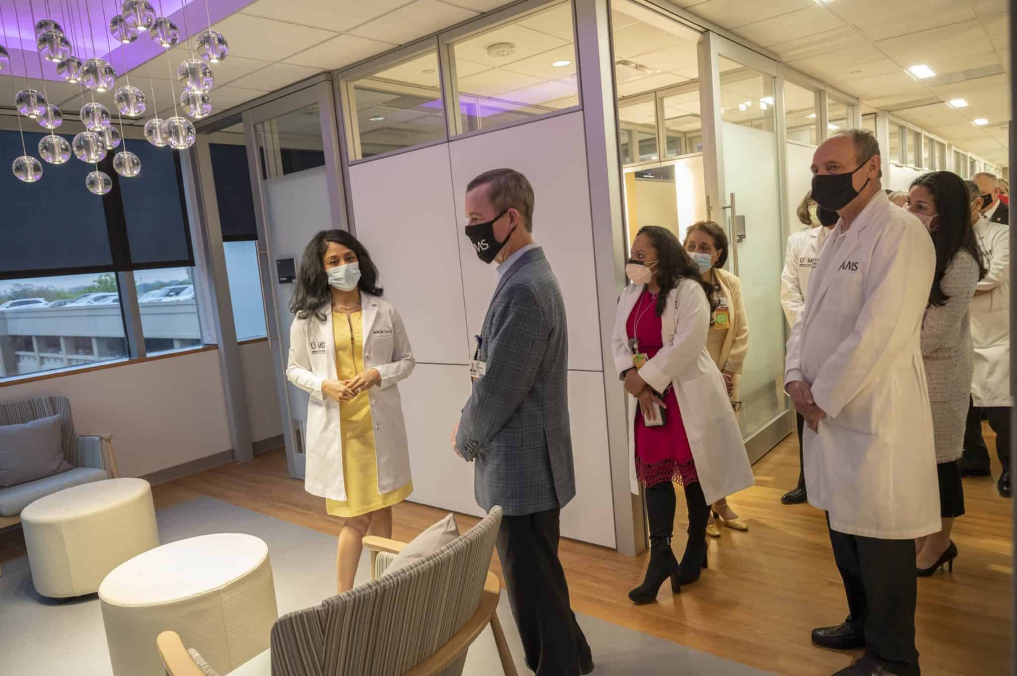 UAMS Winthrop P. Rockefeller Cancer Institute Unveils New Breast Center ...
